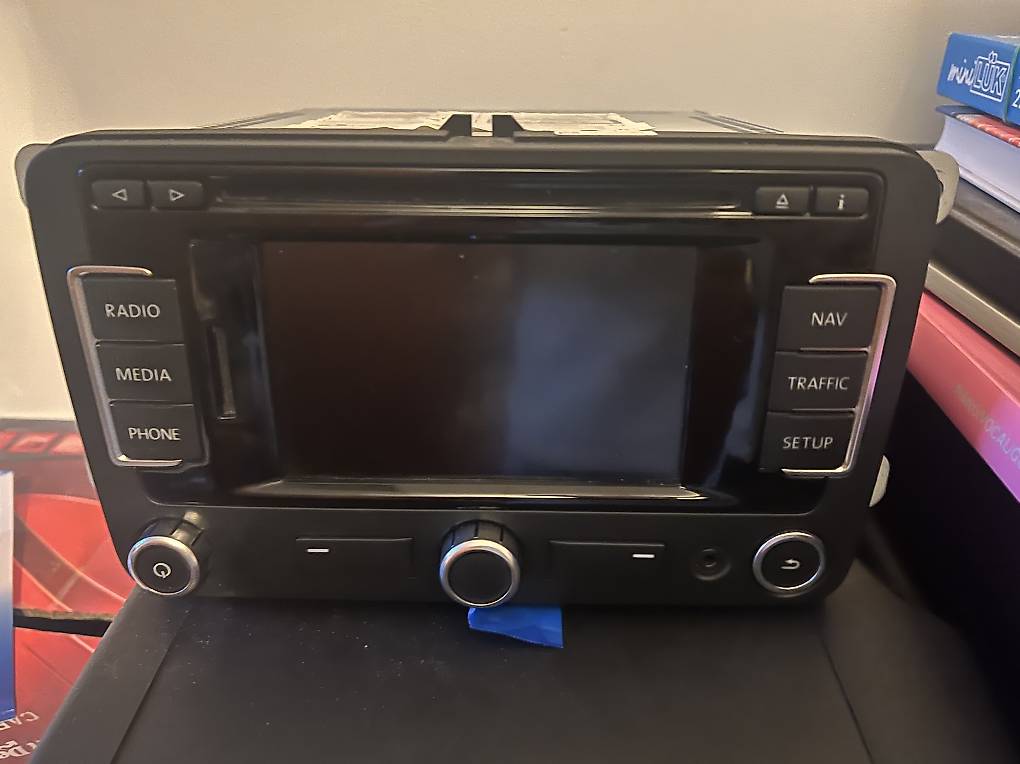 VW RNS 315 EU auf VW T5 California Beach 2015 Cantone Basilea Città ...