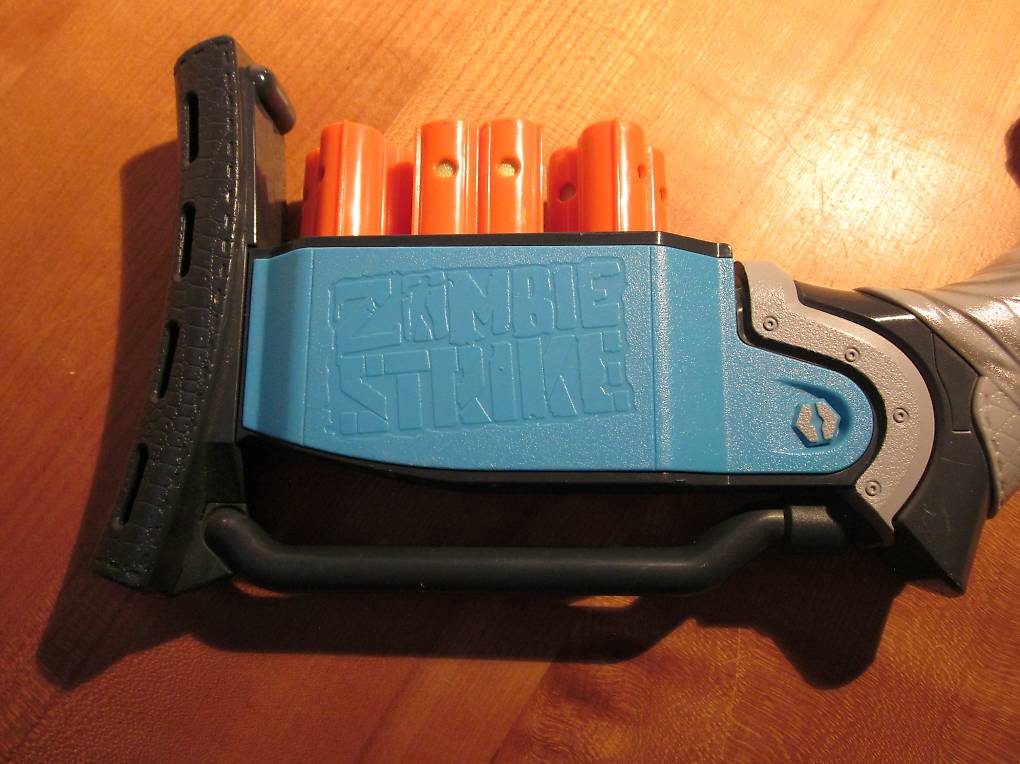 Nerf gun, Modell Zimbie Strike Sledge Fire im Kanton Basel-Landschaft ...