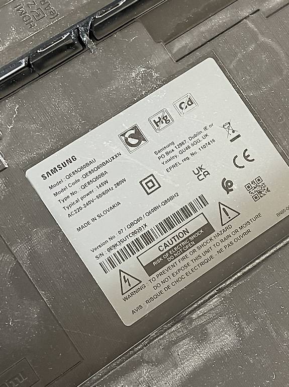Samsung 85 Zoll QLED 4K TV QE85Q60BAU im Kanton Thurgau - tutti.ch