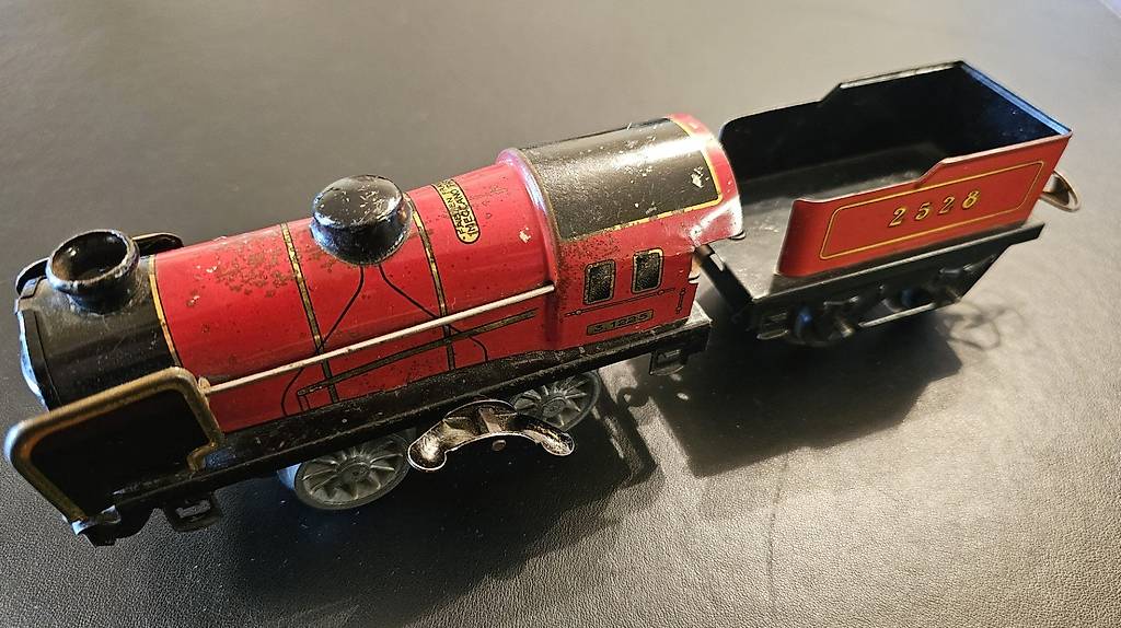 MECCANO Lokomotive mit Tender im Kanton Bern - tutti.ch