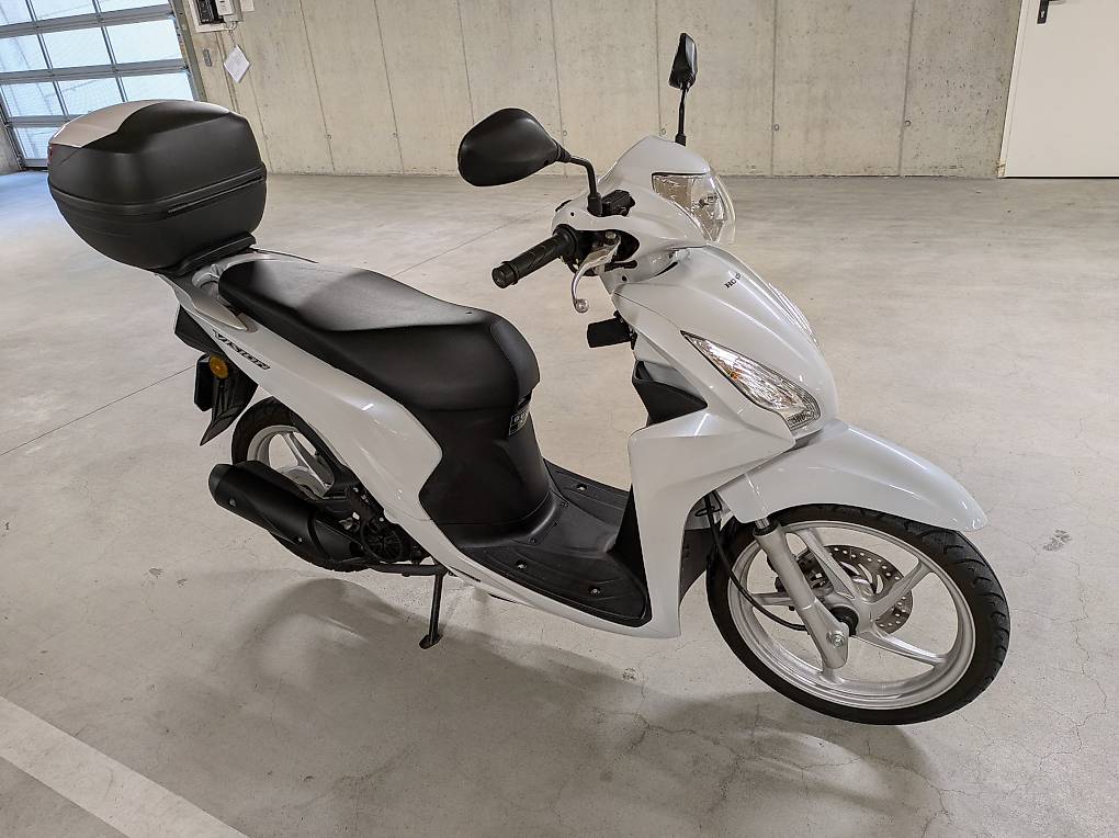 Scooter Honda Vision 110 come nuovo Cantone Ticino - tutti.ch