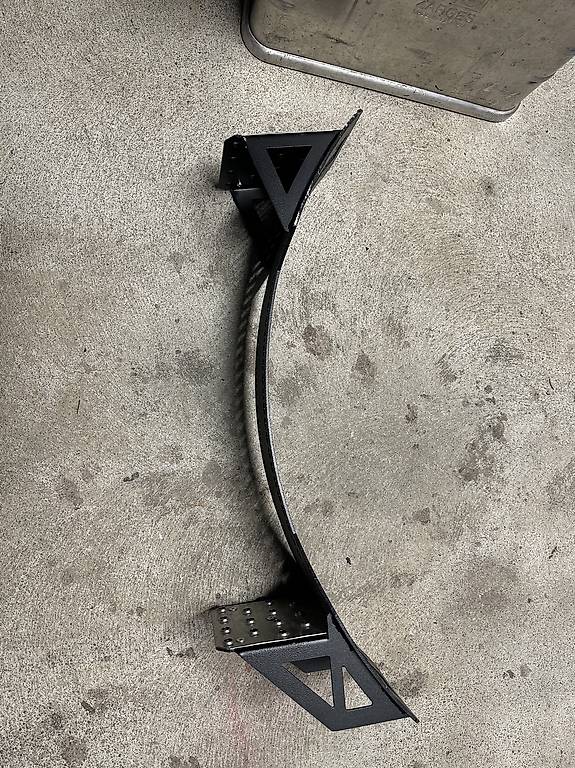 Land Rover Defender Reifenleiter im Kanton Zug - tutti.ch