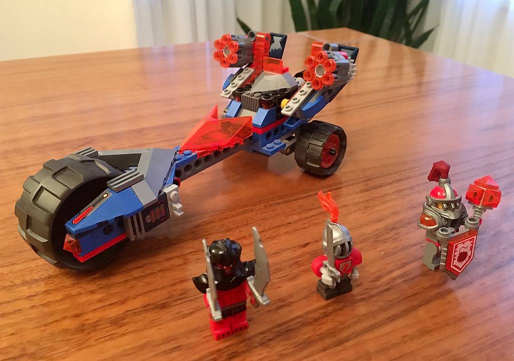 Lego 70319 Nexo Knights Macys Donnerbike im Kanton Tessin - tutti.ch
