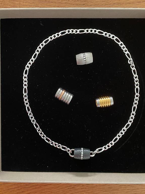 Collier echt silber mit Magnetverschlüssen im Kanton Zürich - tutti.ch