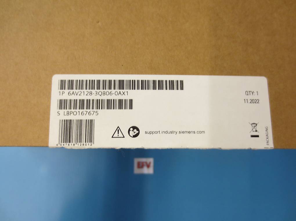 Siemens Simatic HMI Panel MTP1500 6AV2128-3QB06-0AX1 OVP im Kanton ...