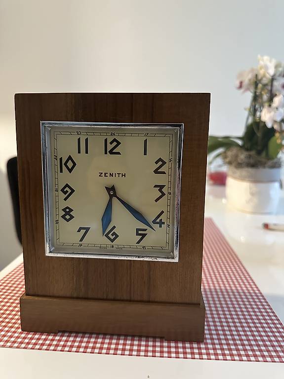 Zenith Tischuhr mit Münzeinwurf im Kanton Zürich - tutti.ch