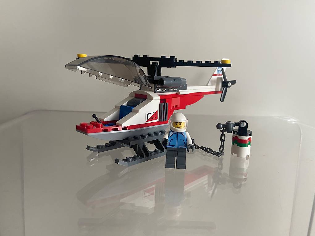 LEGO City 60183 Schwerlasttransporter mit Hubschrauber im Kanton Zürich ...