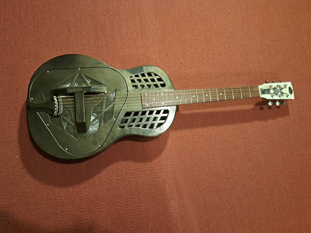 Regal Resonator Stahlsaitengitarre RC-58TT Tricone Black Bra im Kanton ...