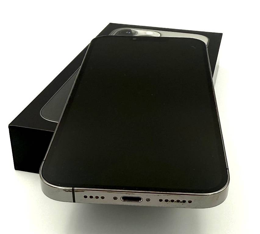 Apple iPhone 13 Pro Max - Super Zustand, fast wie neu im Kanton Basel ...