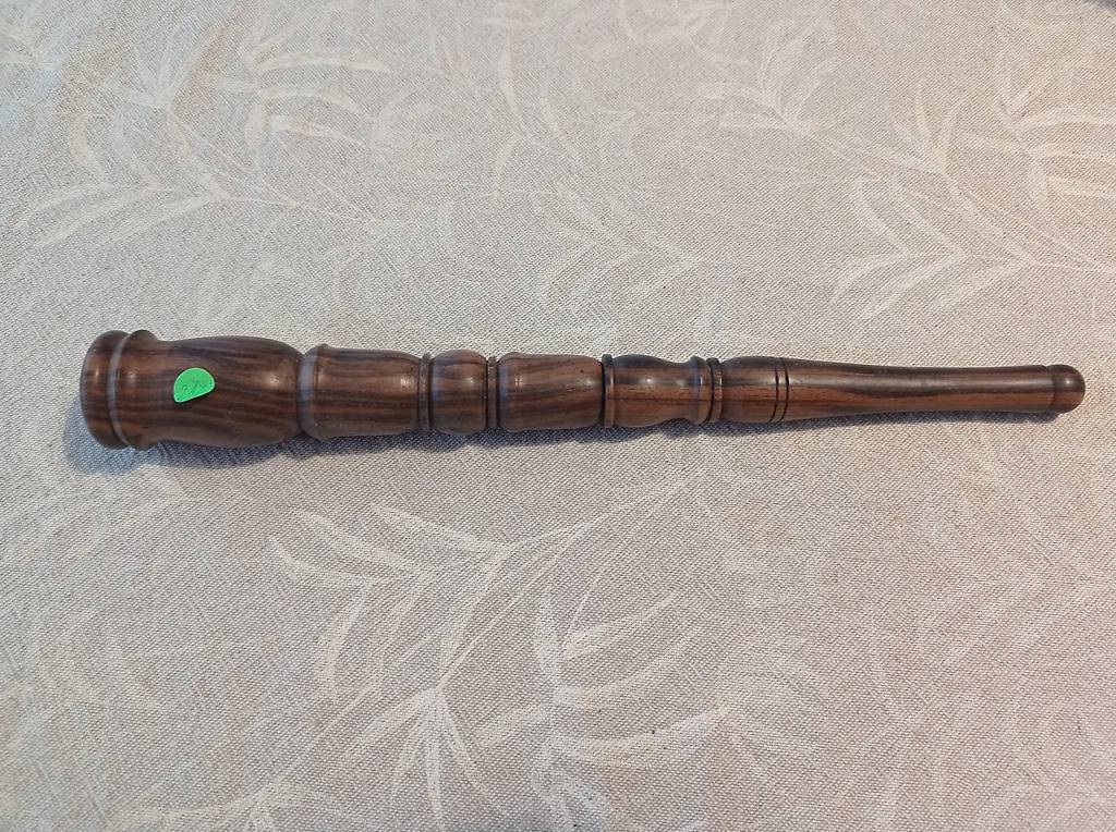 Schöne, lange Holzpfeife im Kanton Freiburg - tutti.ch