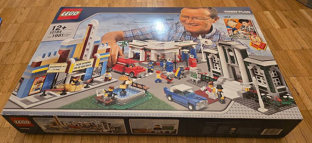 LEGO 10184 Town Plan Neu 50 years Set , Versiegelt, Leichte im Kanton ...