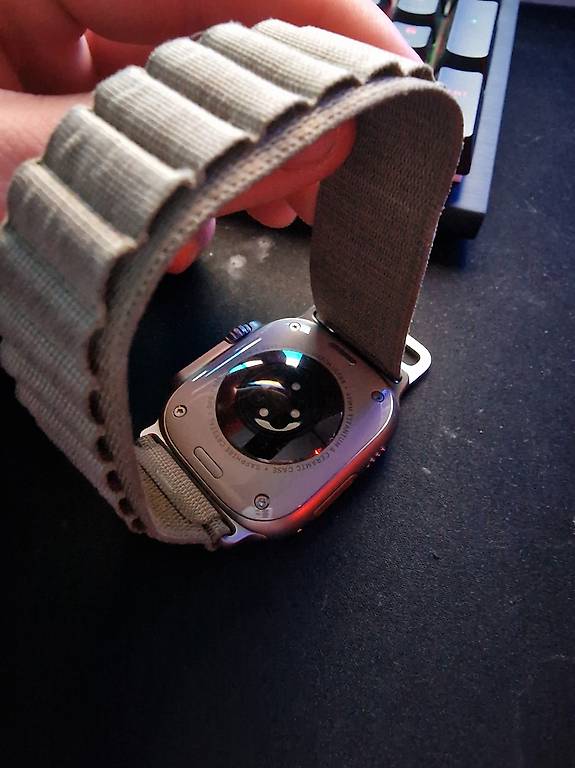 Apple Watch Ultra 2 Titanium im Kanton Aargau - tutti.ch