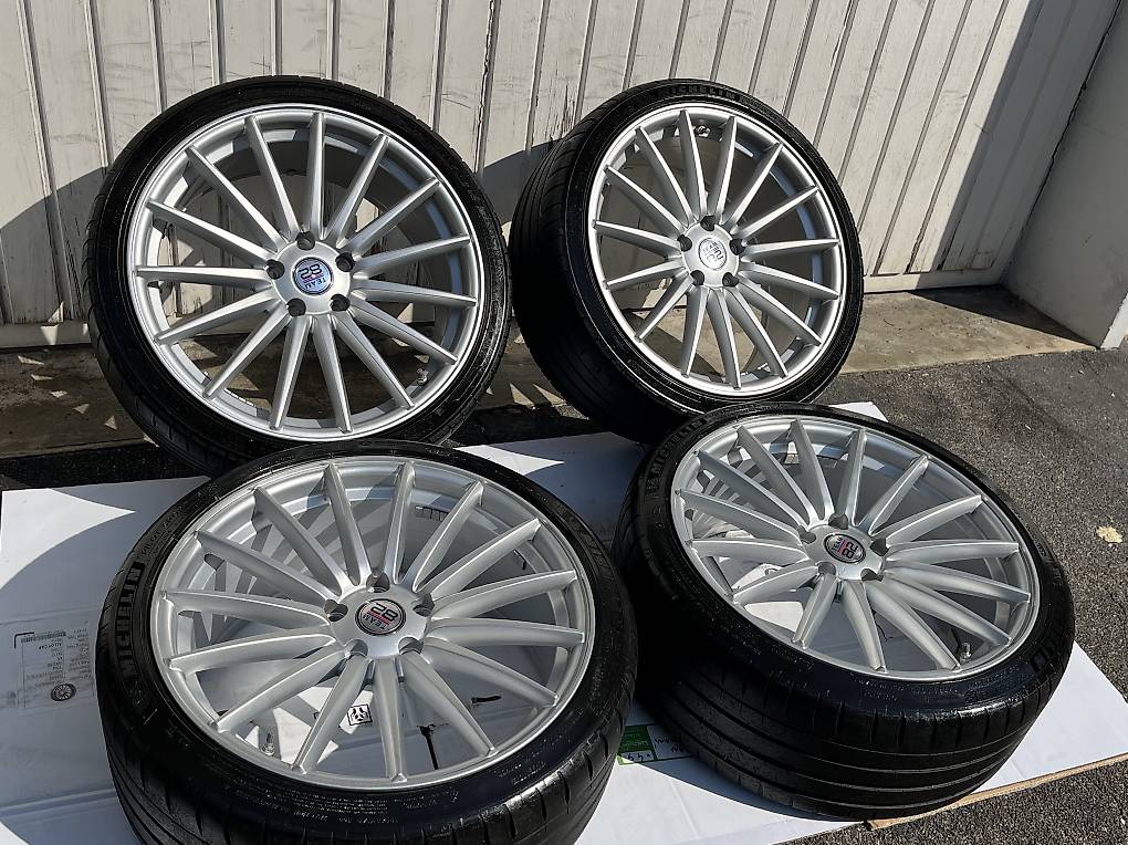 BMW F40 Bmw M325 i Skoda Seat Cupra Mercedes A 45 im Kanton Zürich ...
