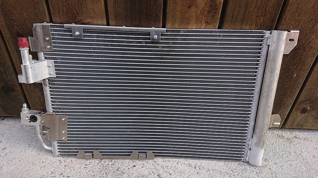 Neuer Valeo Klimakühler Opel Zafira B / Astra H im Kanton Schwyz - tutti.ch