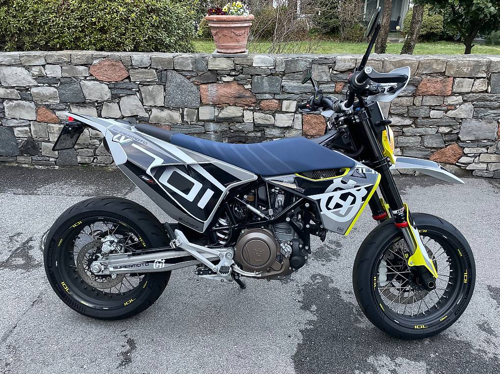 Supermoto Husqvarna 701 im Kanton Tessin - tutti.ch