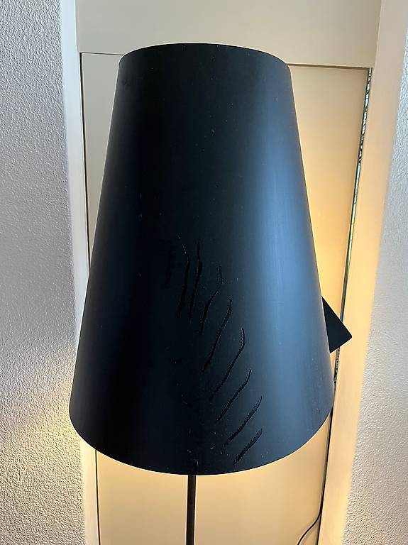 Designer Stehlampe Guardian of Light von Pallucco im Kanton Bern - tutti.ch