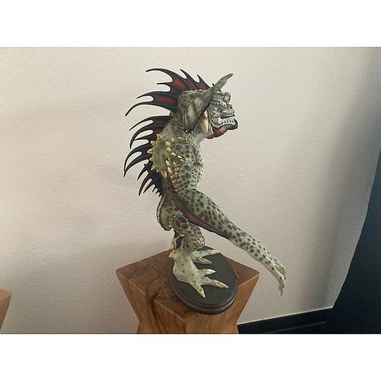 Gremlin mohawk statue NECA im Kanton Aargau - tutti.ch