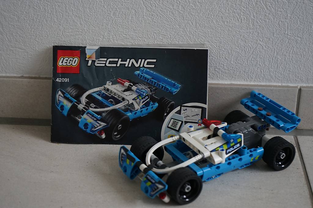 Lego Technic 42091 Polizeiauto im Kanton Zug - tutti.ch