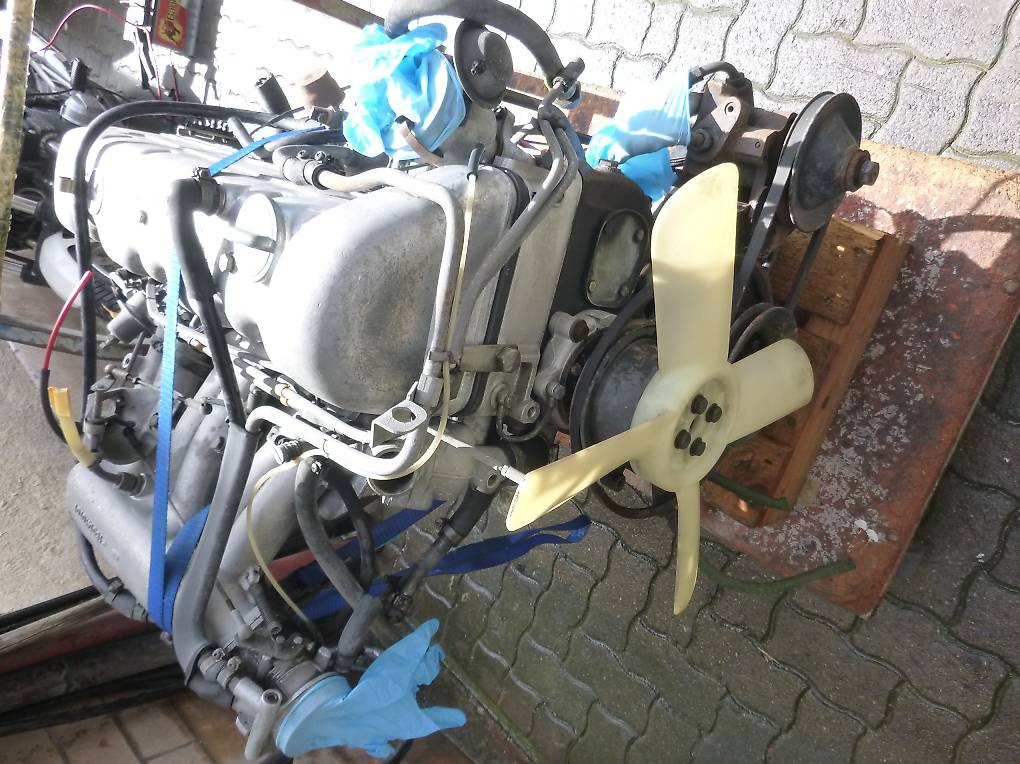 Motor zu Mercedes-Benz w114 250 CE/SE im Kanton Zürich - tutti.ch