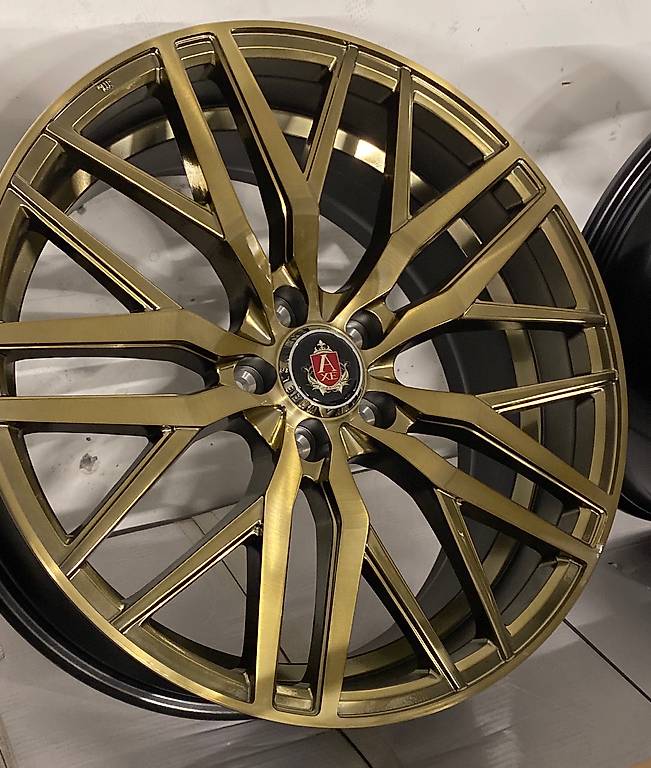 Tesla Model 3 oder Model Y Alufelgen 8x20 im Kanton Zürich - tutti.ch