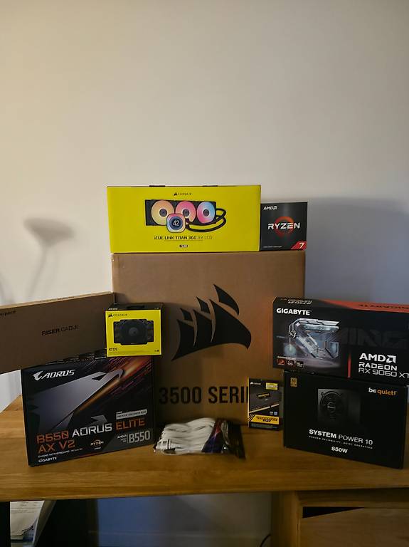 CUSTOM GAMING PC NEU / !! RADEON 9060XT 16 GB GDDR6 VRAM !! im Kanton ...