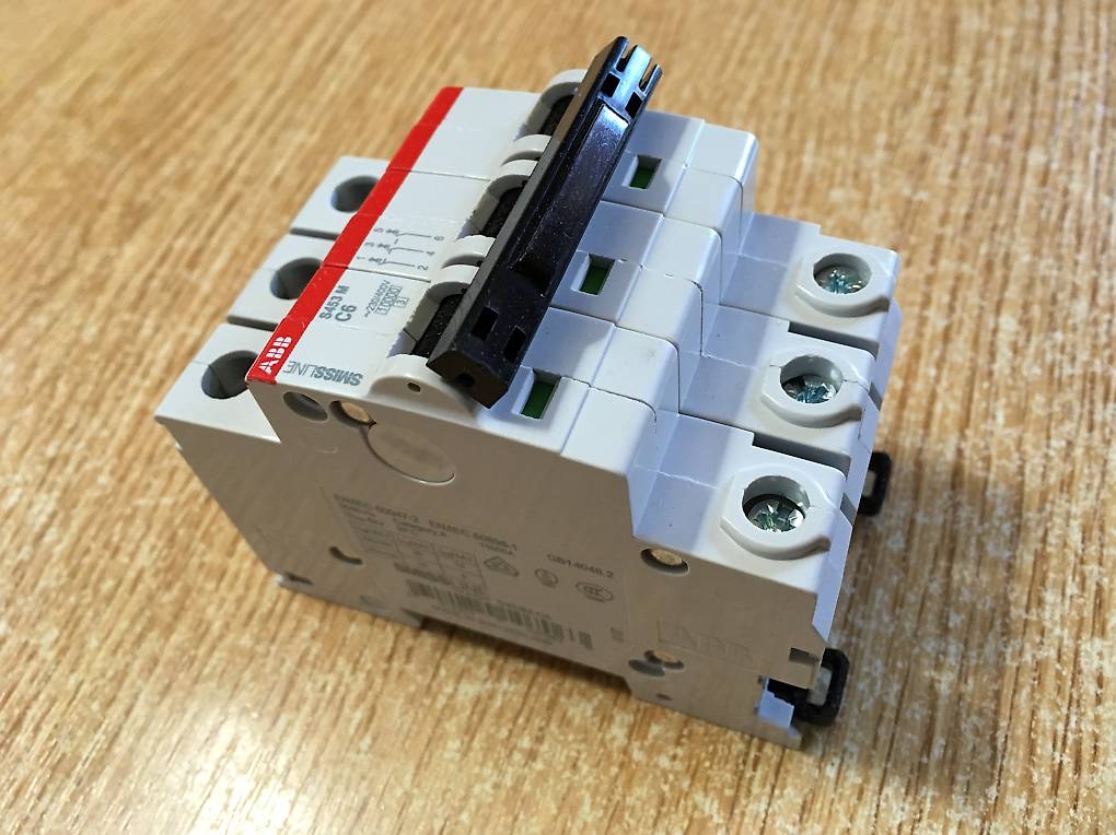 ABB SMISSLINE Classic Leitungsschutzschalter C6 Sicherung im Kanton ... ABB SMISSLINE Classic Leitungsschutzschalter C6 Sicherung im Kanton ...