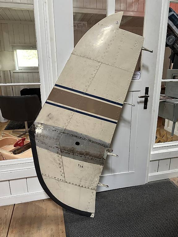 Beech 18 Leitwerk Beechcraft C-45 WW2 im Kanton Zürich - tutti.ch