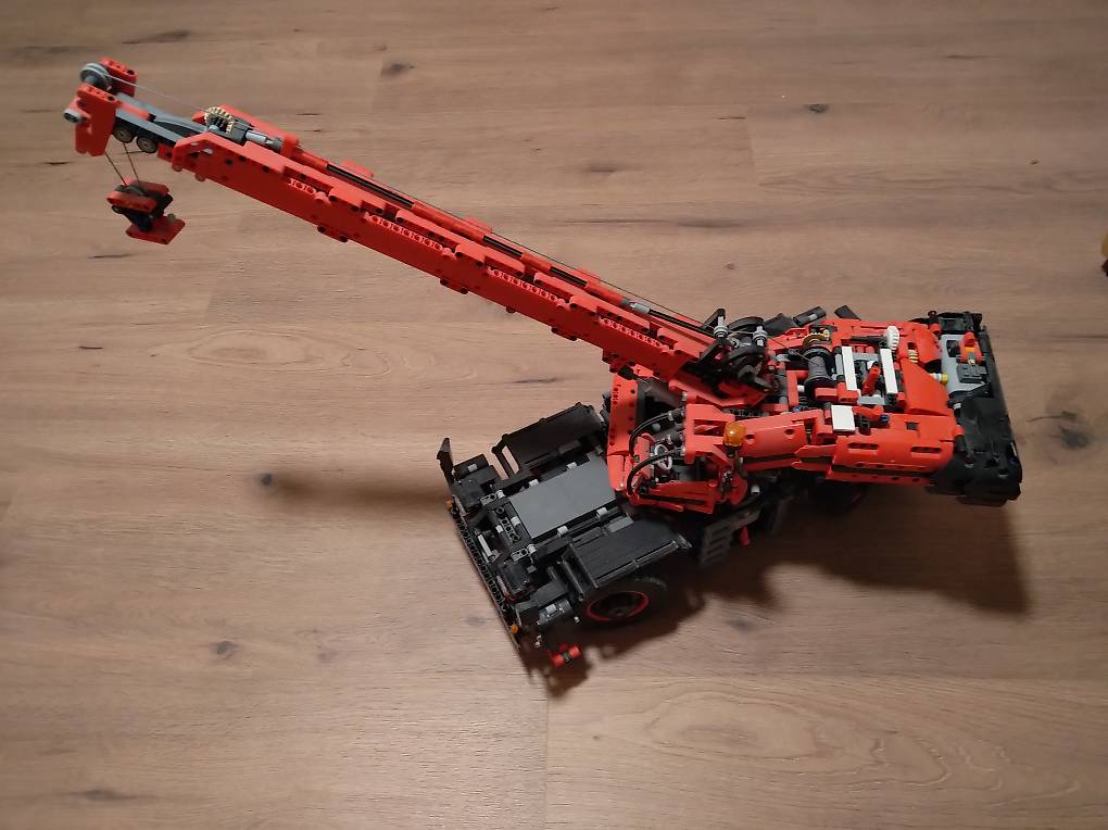 Lego Geländegängiger Kranwagen 42082 im Kanton Luzern - tutti.ch