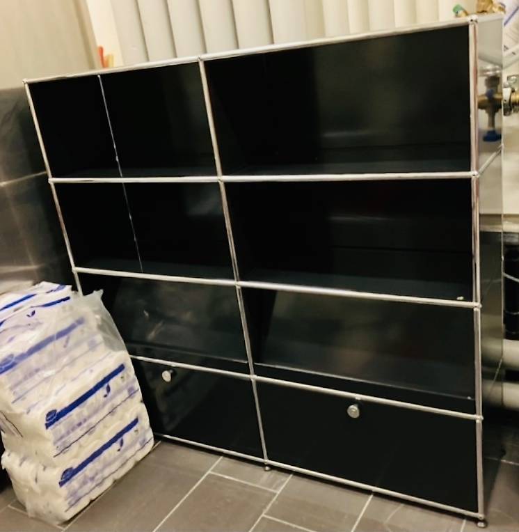 USM Haller Gestell Schwarz (-20 Prozent) im Kanton St. Gallen - tutti.ch