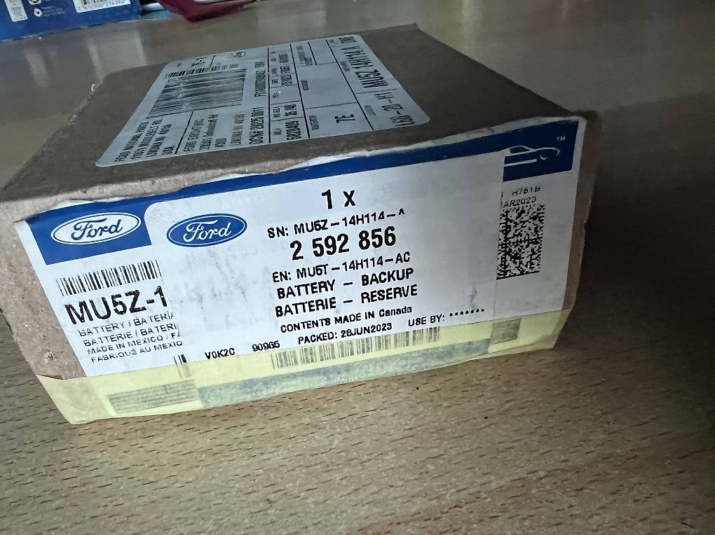 Ford Batterie 2592856 (NEU) im Kanton Zürich - tutti.ch