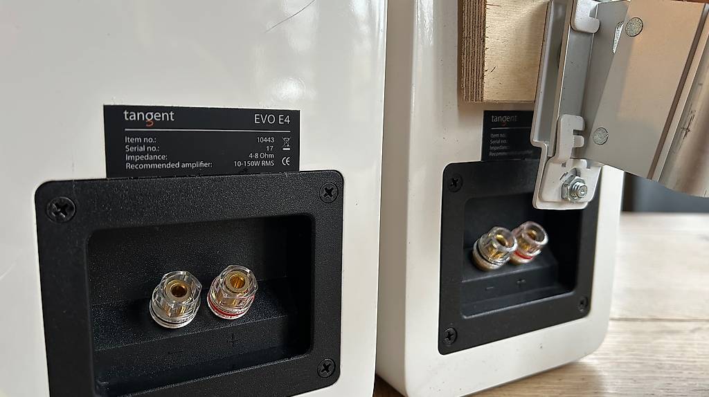 Tangent Evo E4 weiss inkl. Wandhalterung im Kanton Aargau - tutti.ch