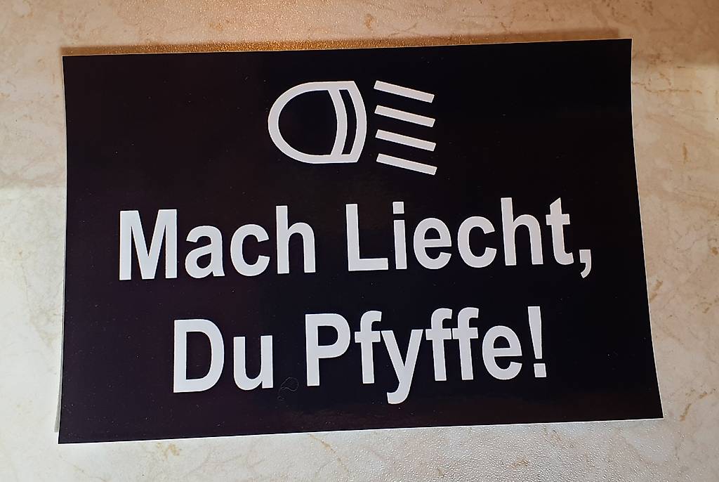 Aufkleber 'Mach Liecht...' im Kanton Bern - tutti.ch