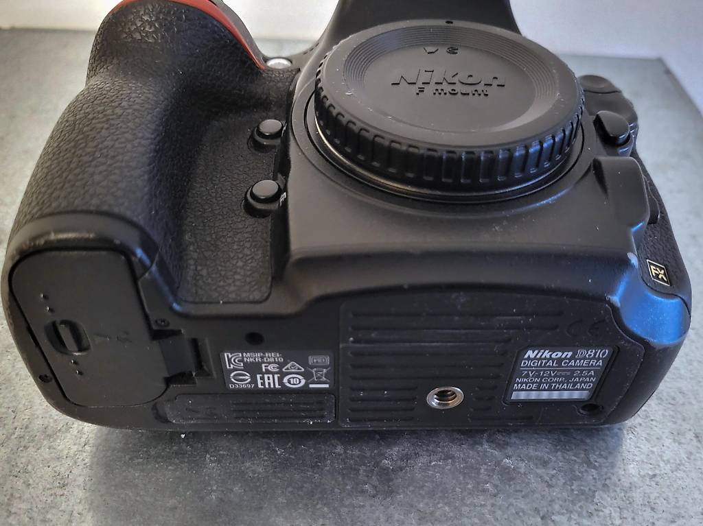 Nikon D810 mit 36 Megapixel im Kanton Bern - tutti.ch