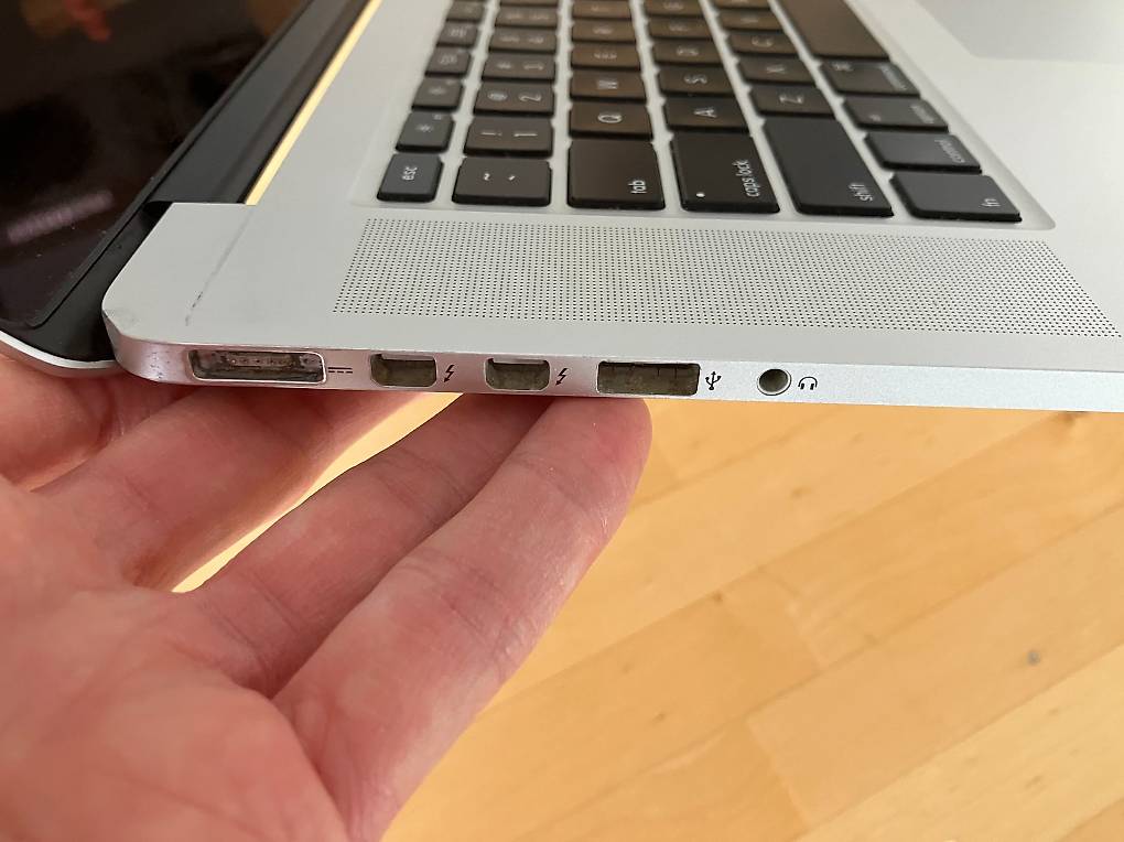 Apple MacBook Pro 15-inch Retina, 2015 im Kanton Zürich - tutti.ch