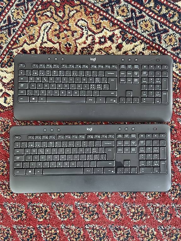 2 x Logitech K540 Funk Tastaturen im Kanton Aargau - tutti.ch