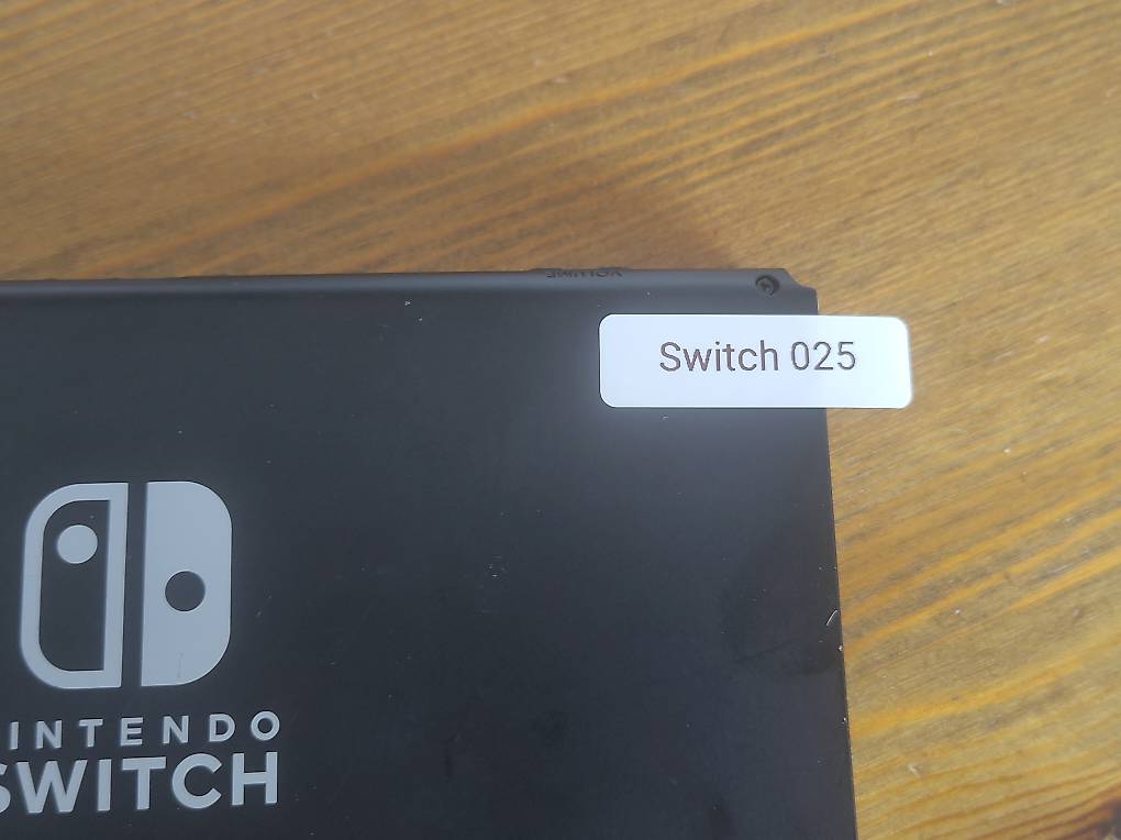 Nintendo Switch V2 Ersatz-Konsole - 025 im Kanton Aargau - tutti.ch