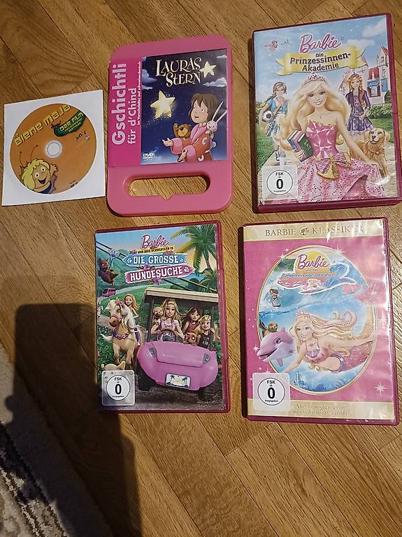 Kinder DVD Barbie, Lauras Stern, Biene Maja im Kanton Schwyz - tutti.ch