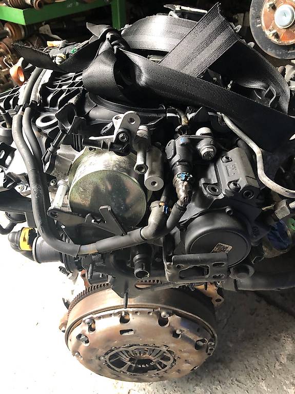 Peugeot 5008 Motor 2l Diesel RHO2 im Kanton Luzern - tutti.ch