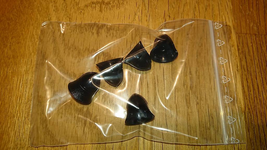 Lego Castle-Knights Ritterhelm Black Set a 5 Stück NEU im Kanton Bern ...