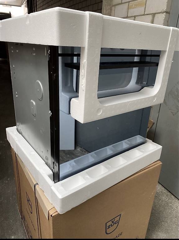 V Zug Combair V2000 Backofen 55,er Kurzmodell im Kanton Aargau - tutti.ch