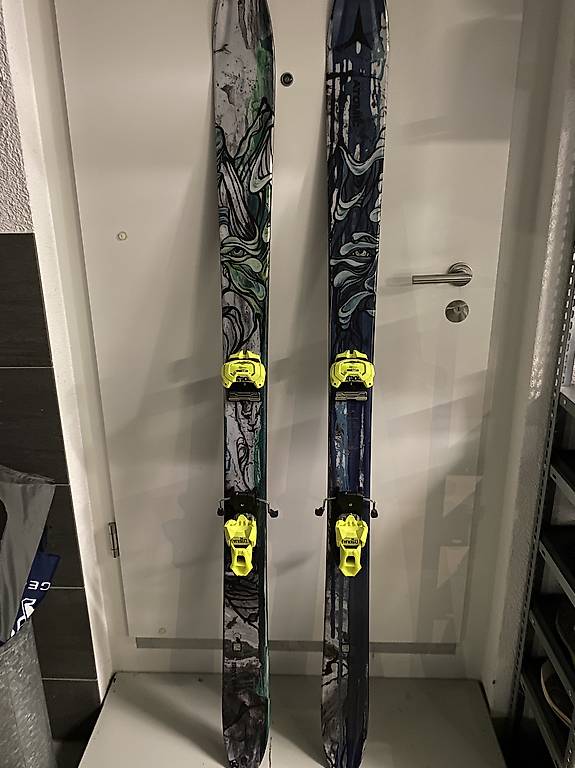 Ski Atomic Bent 100 23/24 im Kanton Schwyz - tutti.ch