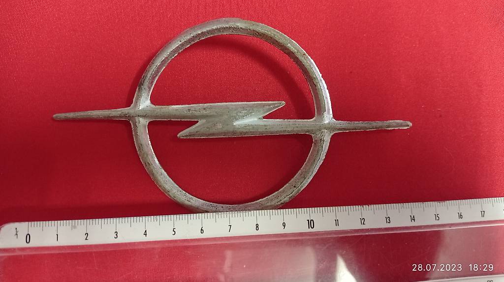 Opel Emblem im Kanton St. Gallen - tutti.ch