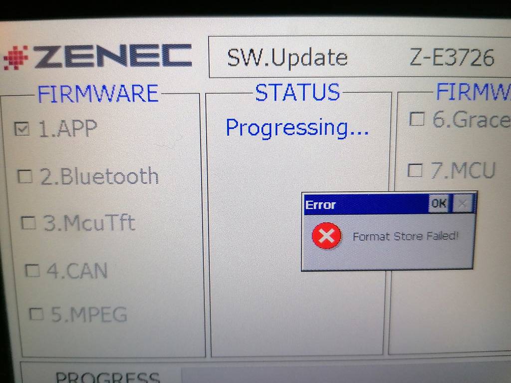 Navi Zenec Z-E3726 im Kanton Schwyz - tutti.ch