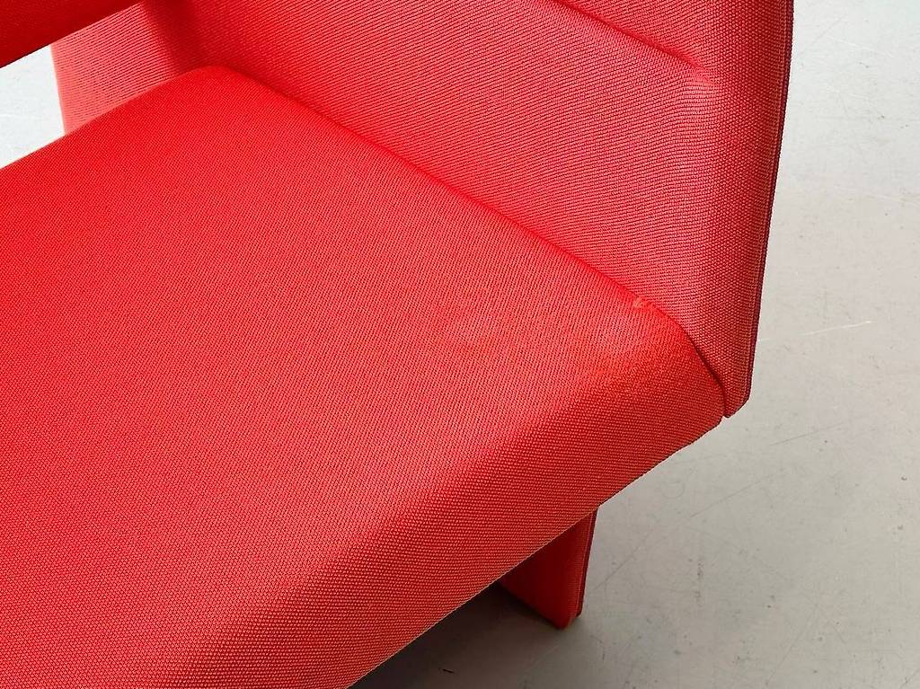 Roter Cup Sessel von Eric Degenhardt für Richard Lampert im Kanton ...