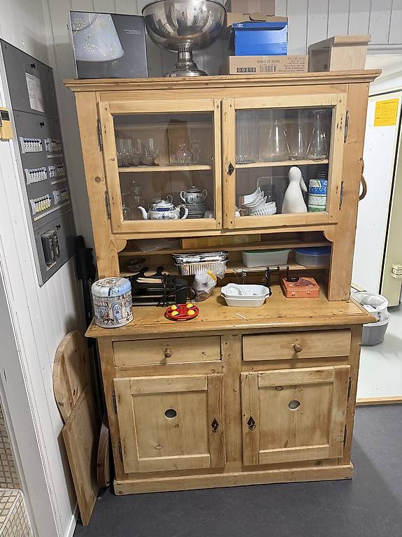 Antikes Bauernbuffet aus massivem Tannenholz (ca. 1870) im Kanton ...