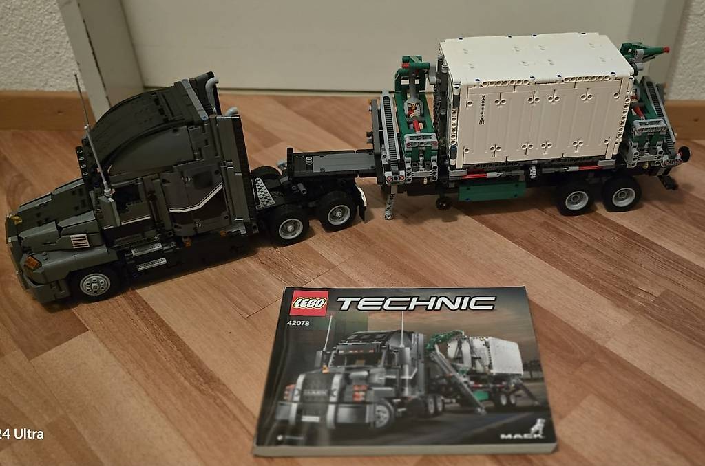 Lego Technic 42078 im Kanton Aargau - tutti.ch