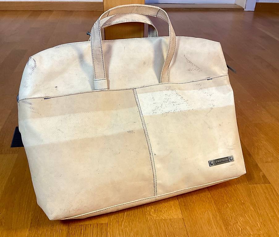 Freitag Reference Tasche - Modell: Hoffmann R523 in Ecru im Kanton Bern ...