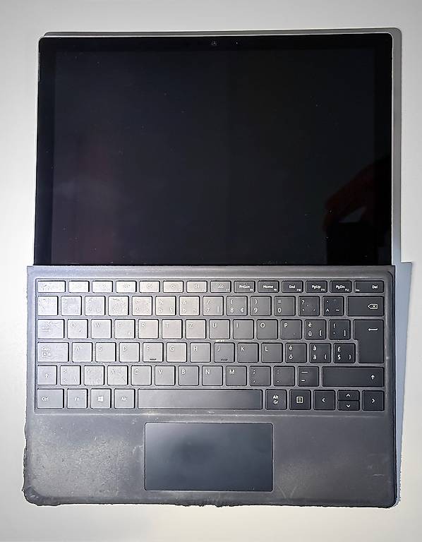 Microsoft Surface Pro i5 | 2-in-1 Tablet/Laptop im Kanton St. Gallen ...