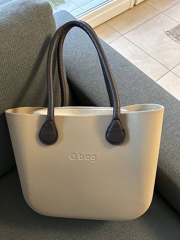 O`bag con manico lungo e con pelo sintetico rimovivbile im Kanton ...