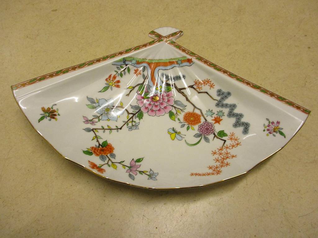 Porzellan-Schale Fächer-Form Aichi Porzellan Japan - toll im Kanton ...